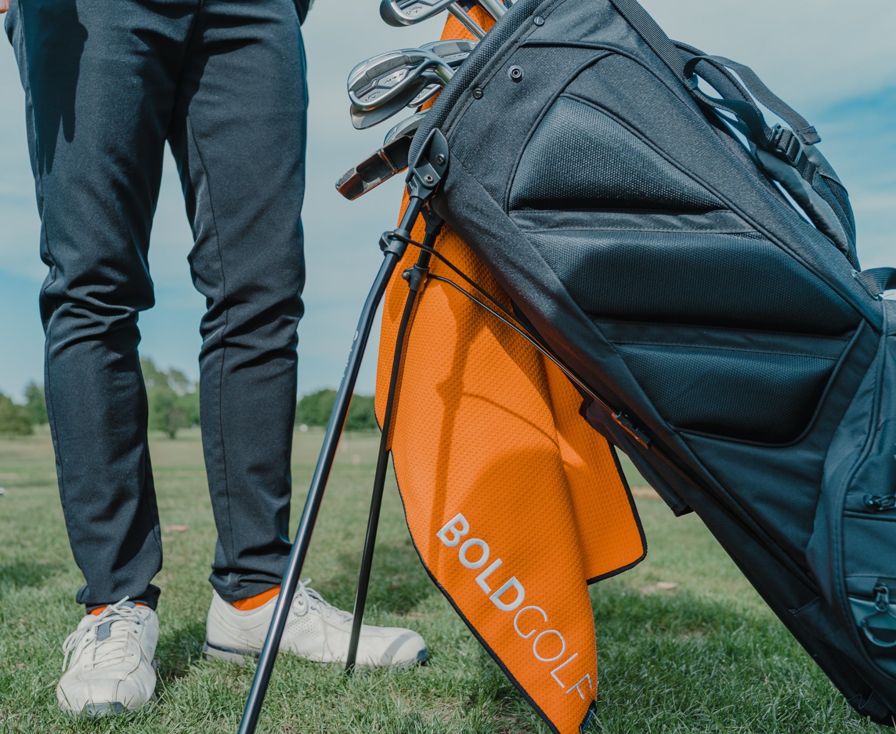 The "Original" Magnetic Golf Towel System! – Bold Golf